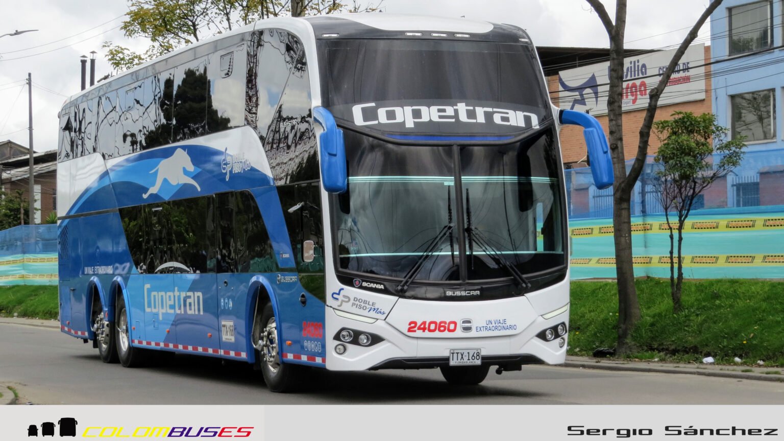 Buses de dos pisos en Colombia - Colombuses.com