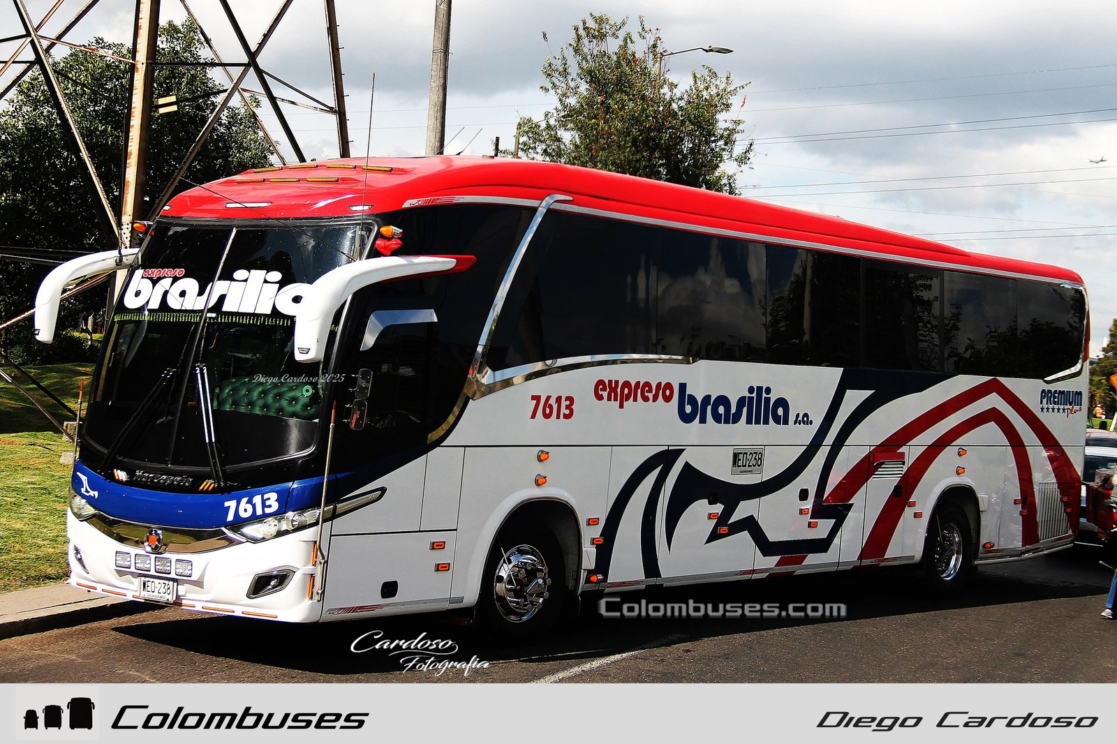 Expreso Brasilia 7613 - Colombuses.com